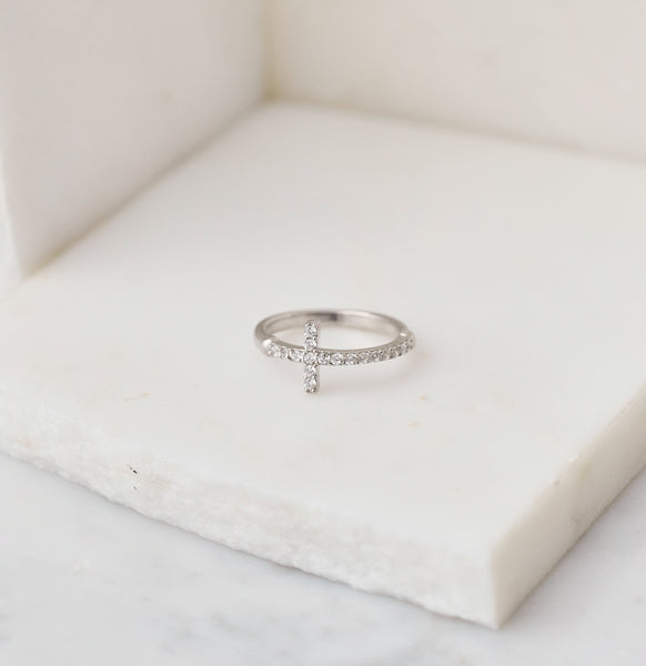 Divine Pinky - Midi Ring, Silver – Natalie B. Jewelry